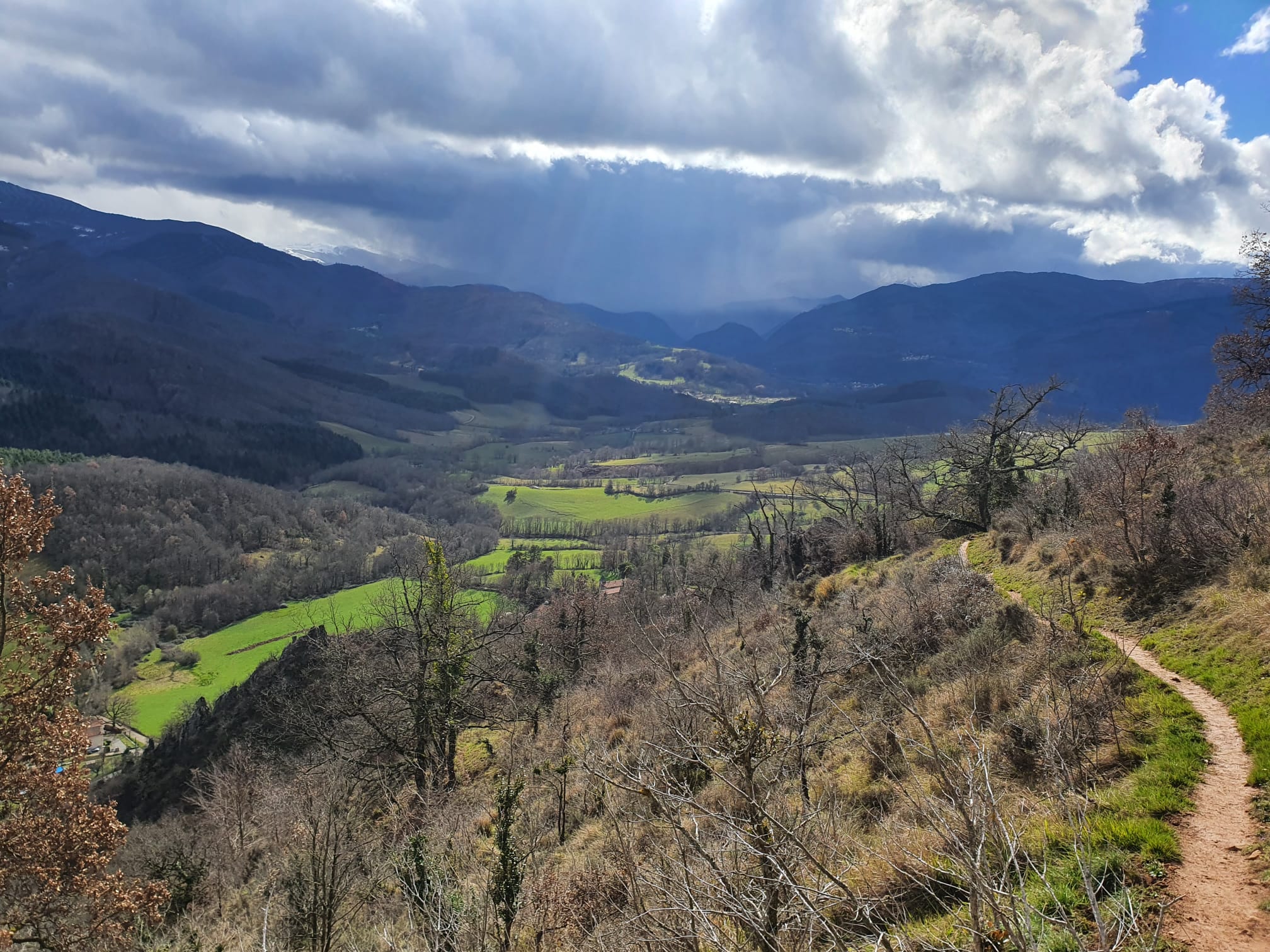 Chemin de Bonhommes & Cathar Way – Freedom Trail Treks